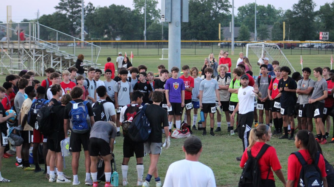 Union 10 Football - A Union for Greatness